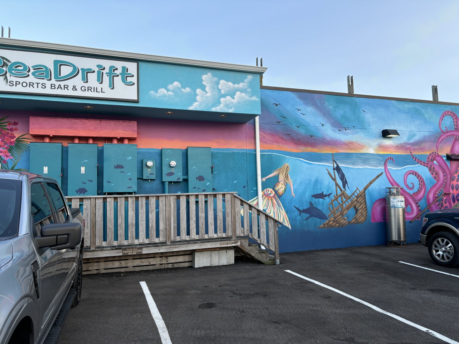 SeaDrift Sports Bar and Grill – Good Food, Good Drinks, Good People